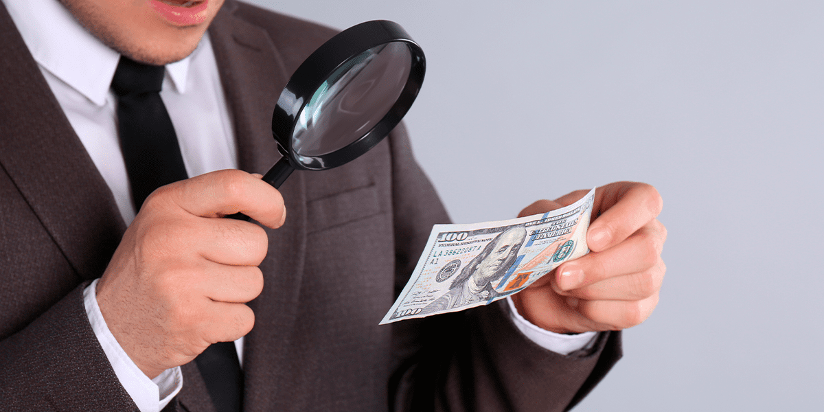 Dólar falso: como garantir que não acontecerá com você? - RCS - Rede ...